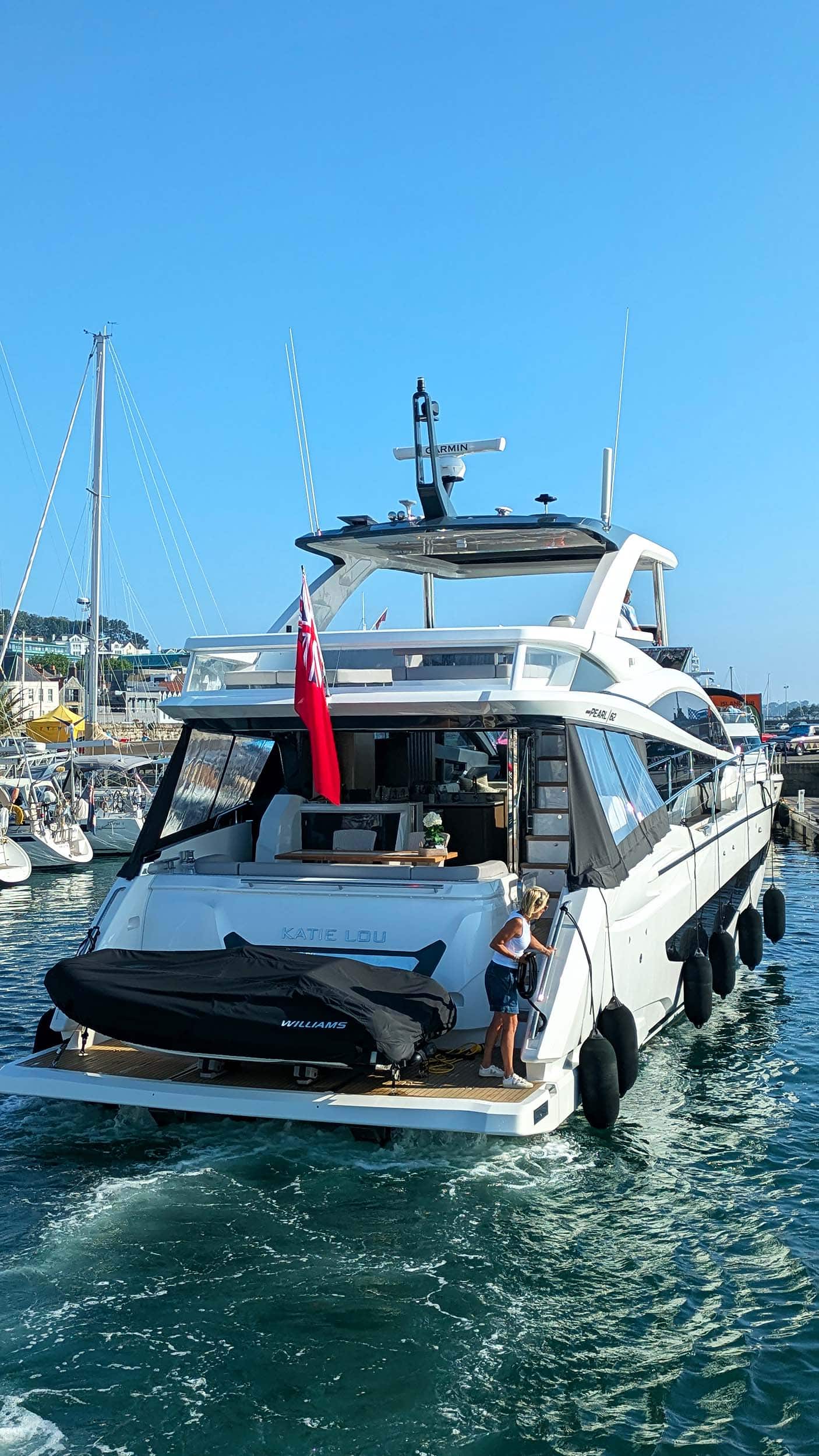 Customs & Immigration - Guernsey Marinas
